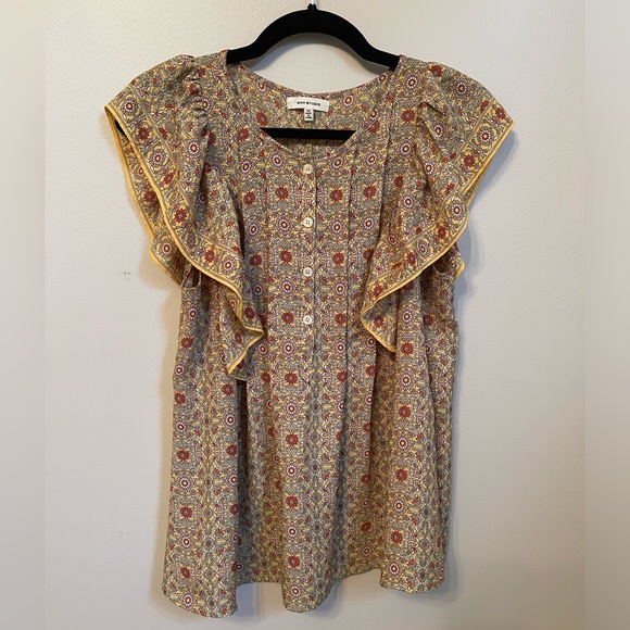 Max Studio | Tops | Max Studio Ruffle Sleeve Blouse | Poshmark
